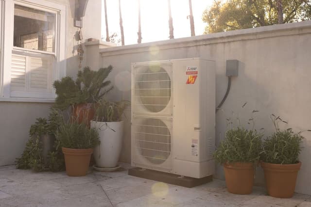 Wall-mounted Indoor Unit - PKFY-L | Mitsubishi Electric HVAC US