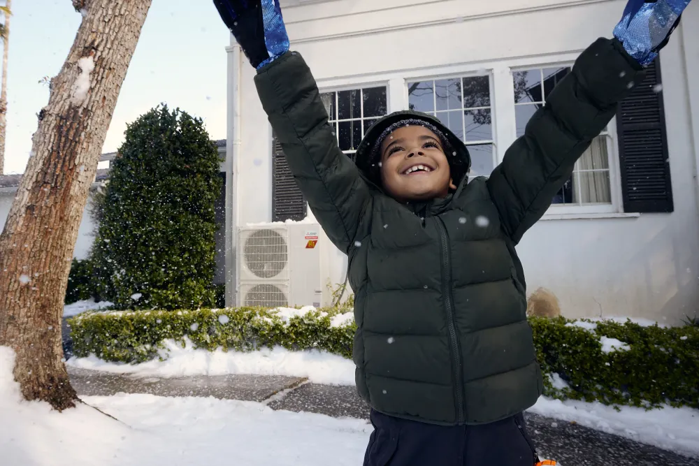 SMART MULTI Hyper-heating Heat Pump | Mitsubishi Electric HVAC US